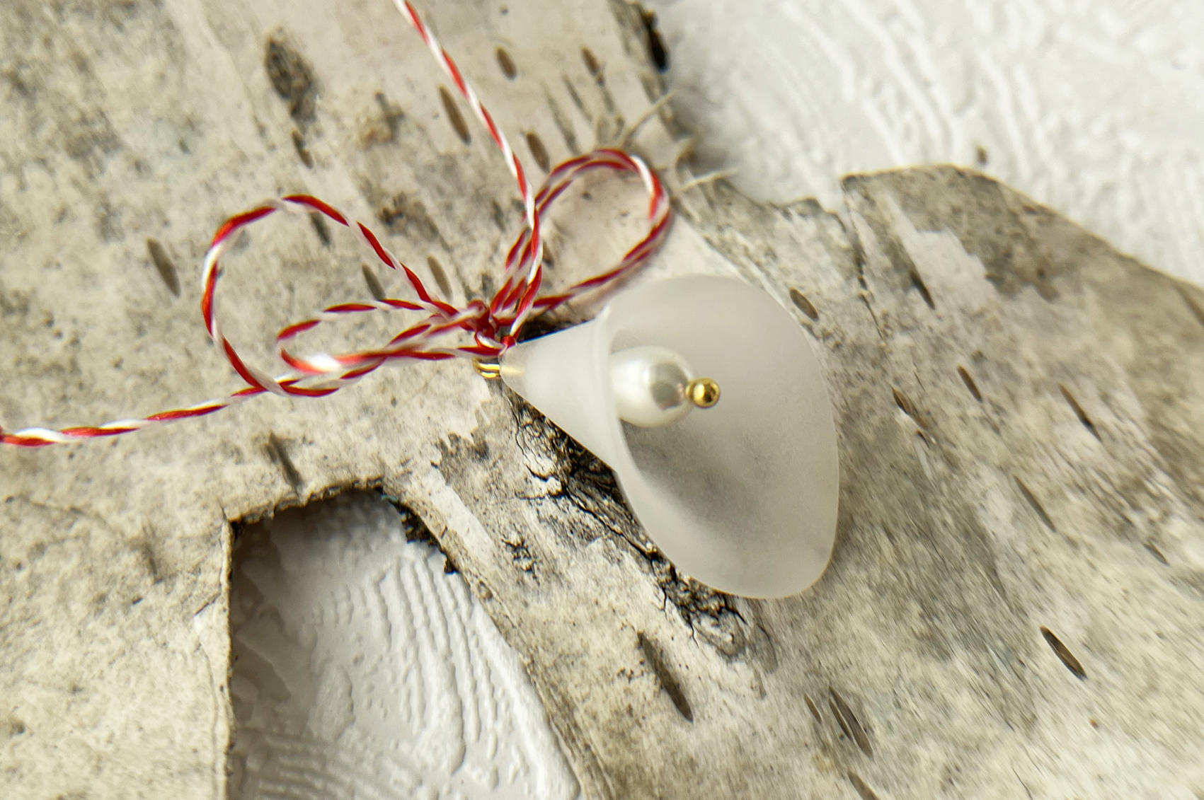 Martisor pandantiv placat cu aur 18K Cala Alba